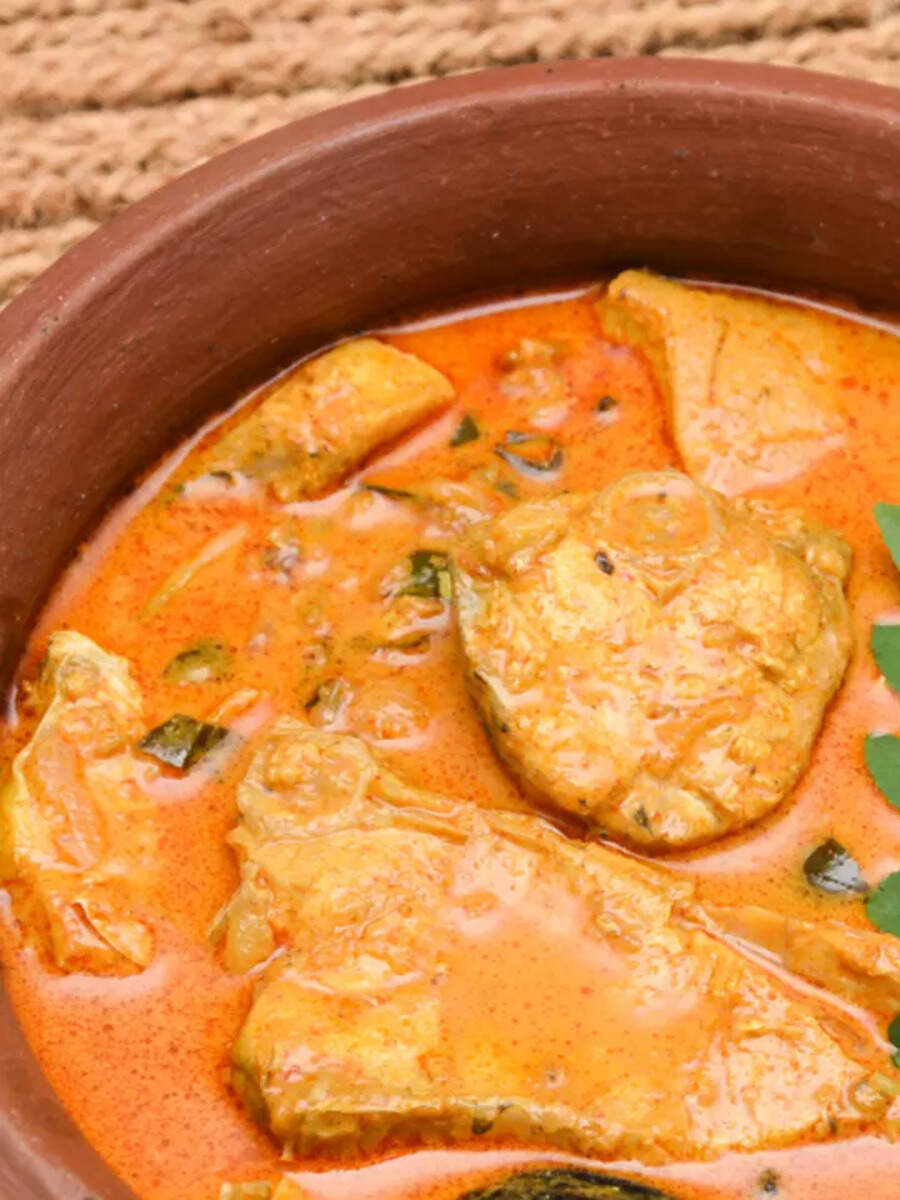 How to make Bengali Doi Maach (Fish in Yogurt Curry) for Durga Puja ...