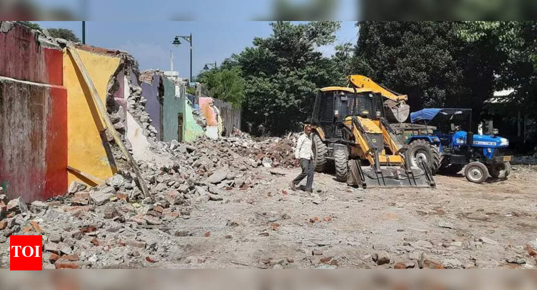 Kabul House: Kabul House Residents Fight Back as Authorities Plan ...