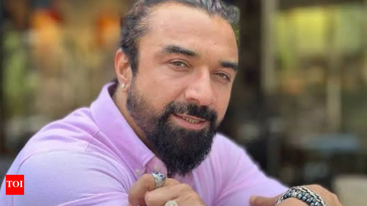 Ator Ajaz Khan
