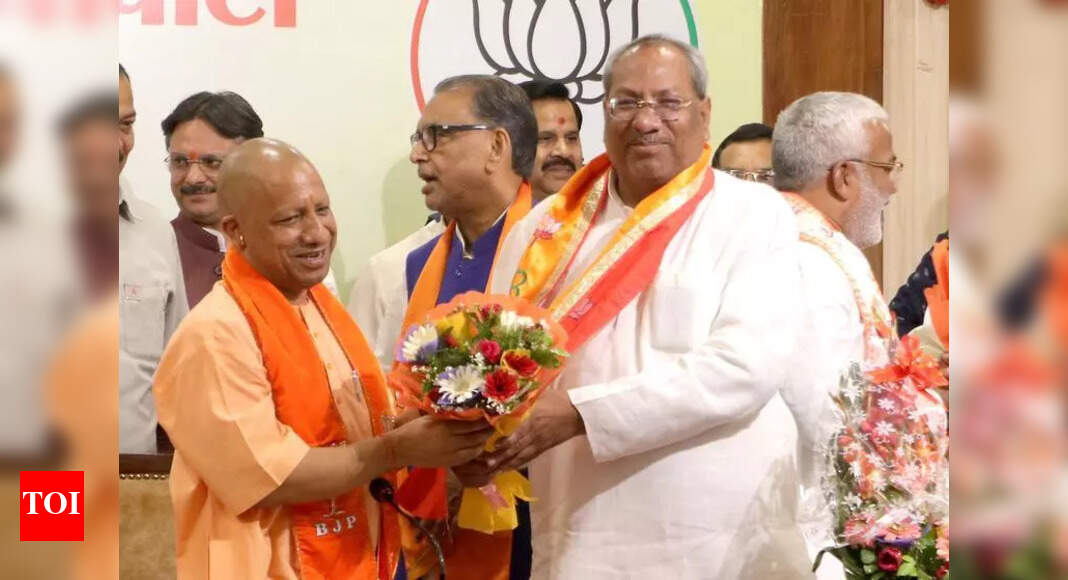 Sanjay Nishad: Sanjay Nishad Escapes Unscathed in Car Crash on Rae ...