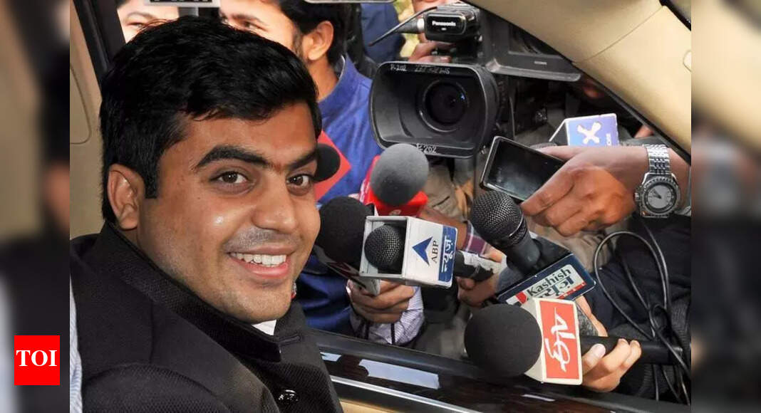 Yadav Clan Member Emerging as Top Contender for BJP's Karhal Seat in ...