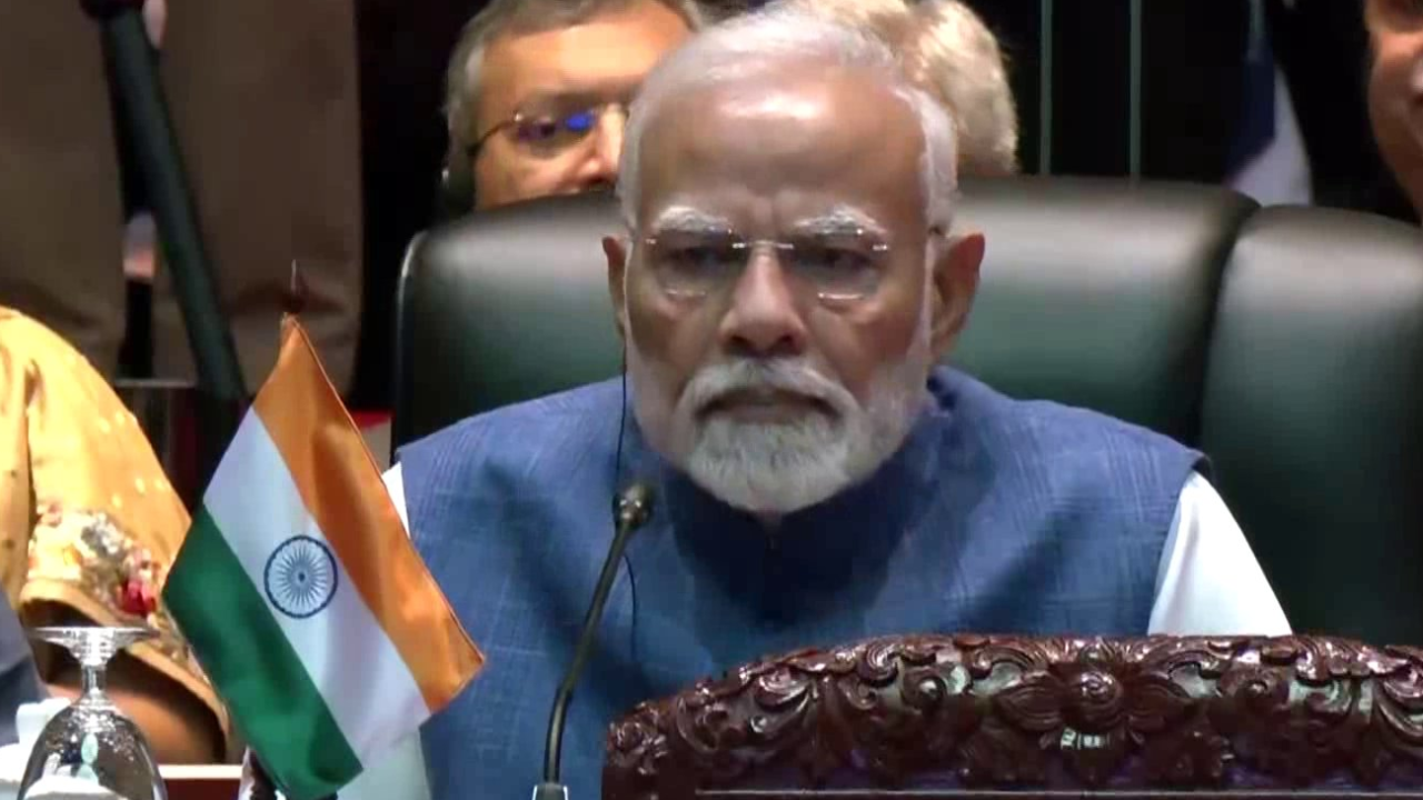 'This is not the era of war,' says PM Modi at the 19th East Asia Summit, calls for global peace ...