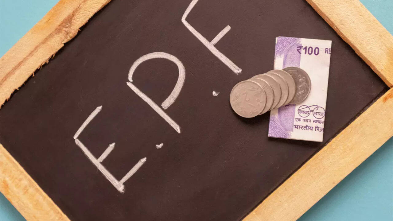 Calculating Your EPF: Interest Returns On Monthly Contributions Of Rs ...