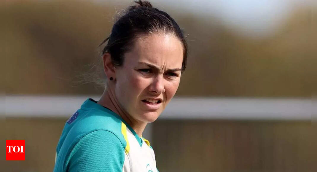 Australia replace injured Tayla Vlaeminck with Heather Graham at Women's T20 World Cup | Cricket ...