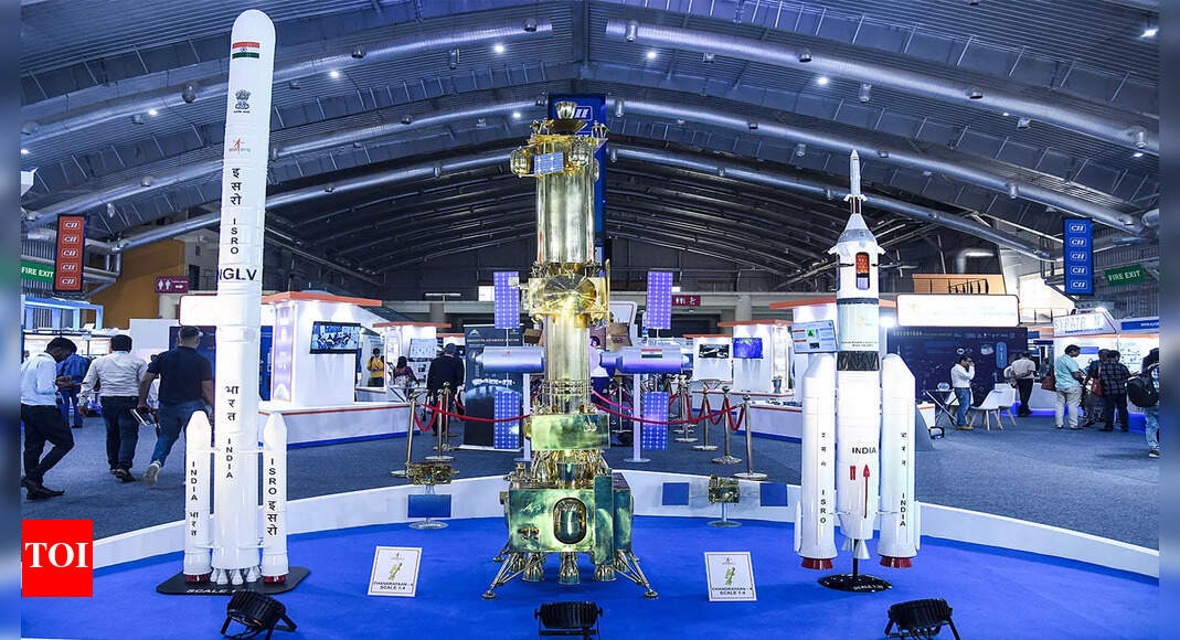 SpaceX Marks A Spot That Isro Has Its Sights On | India News - Times of ...