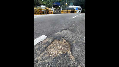 250 Bengaluru BBMP Vehicles Equipped with Cameras to Monitor Potholes ...