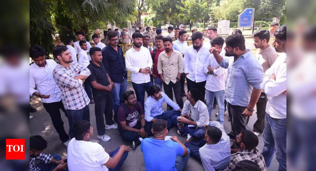 Rajasthan University: Rajasthan University Freezes Fees and Plans ...