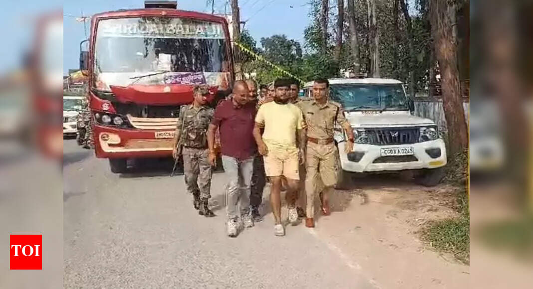 Chhattisgarh goon wanted for murder of cop's wife and minor daughter ...