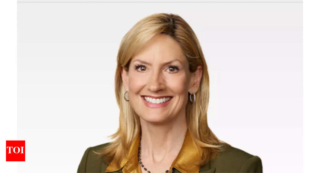 Senior Apple executive quits specially created position after less than ...