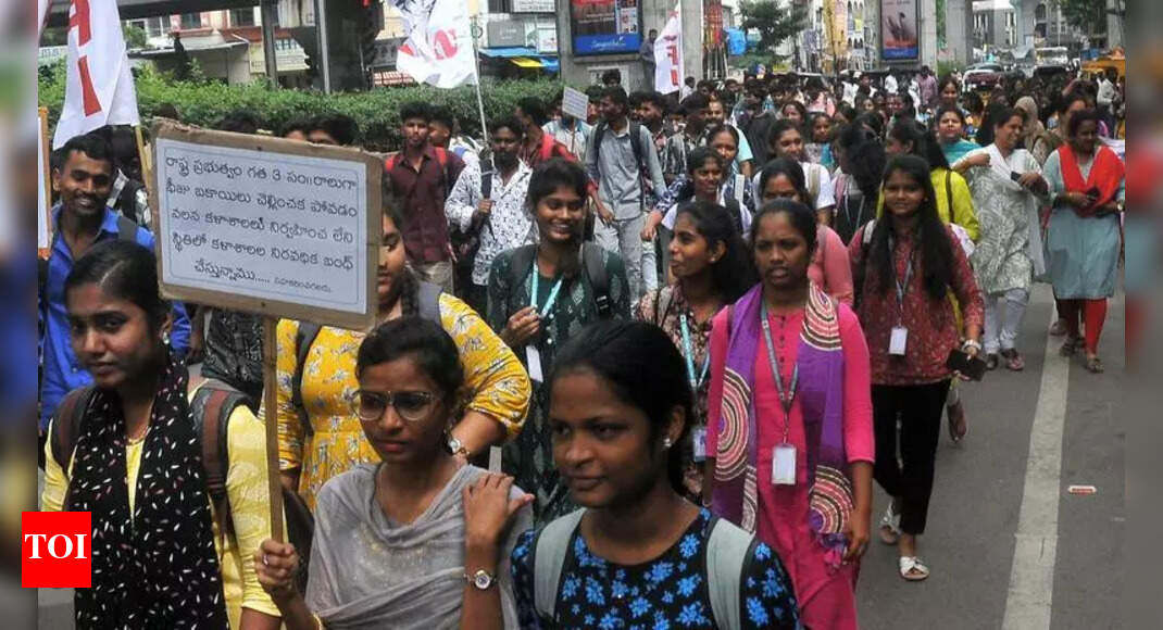 Government Promises 650 Crore Dues As Colleges End Strike Amidst ...