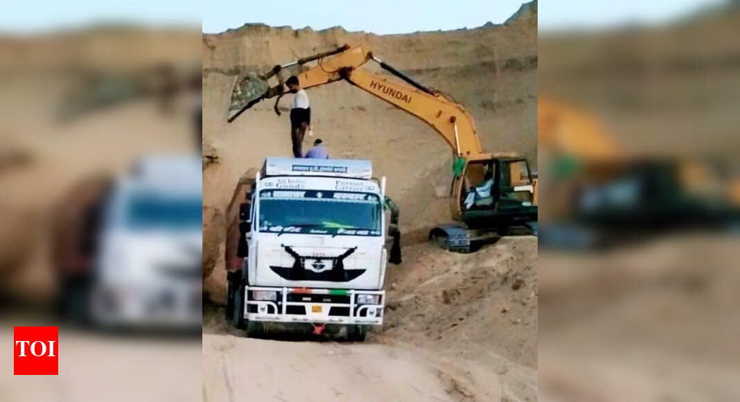 CBI Raids 10 Locations in Rajasthan Over Illegal Sand Mining - Shocking ...