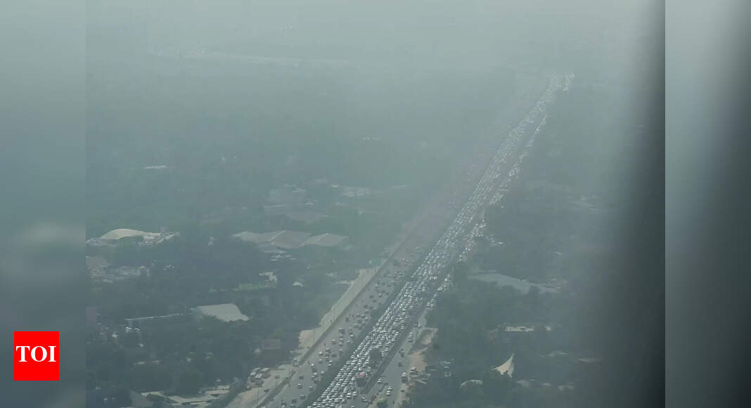 Haryana Govt: Haryana Imposes Tough Stubble Burning Penalties: Two ...