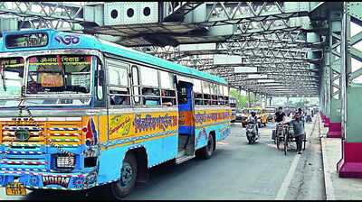 Road Rage: Road Rage Incident in Kolkata Leaves Four Pedestrians ...