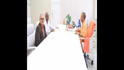 BBAU: BBAU VC Praises CM Yogi Adityanath and Proposes New Hostel for ...