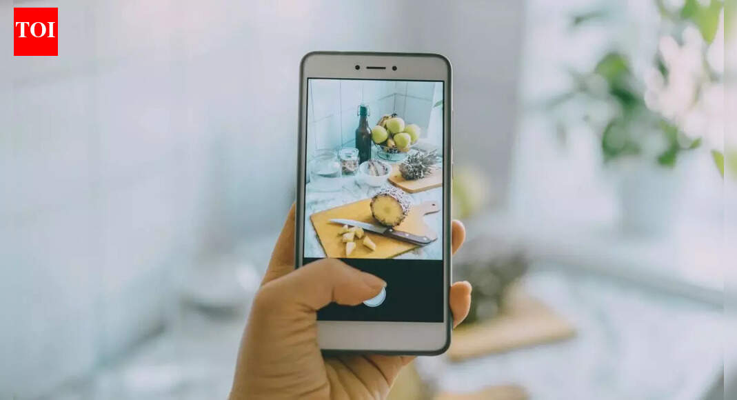 Snap Like a Pro Using The Best Camera Phones Under 30000 for Stunning ...