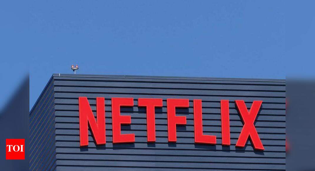 Netflix co-CEO Ted Sarandos to employees concerned about the company’s ...