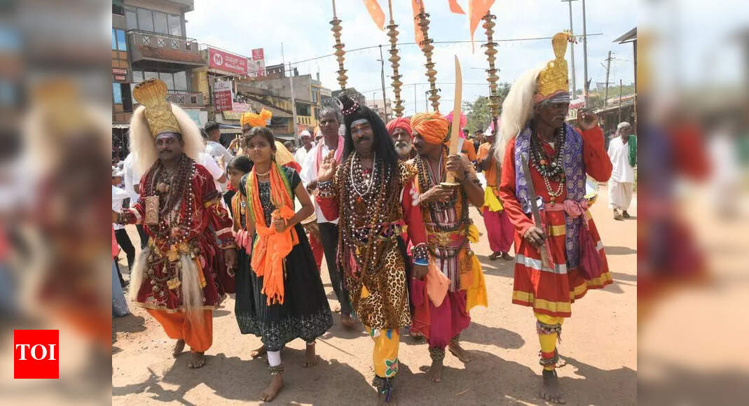 Rani Channamma's 200th Victory Celebrated at Kakati with Kittur Utsav ...