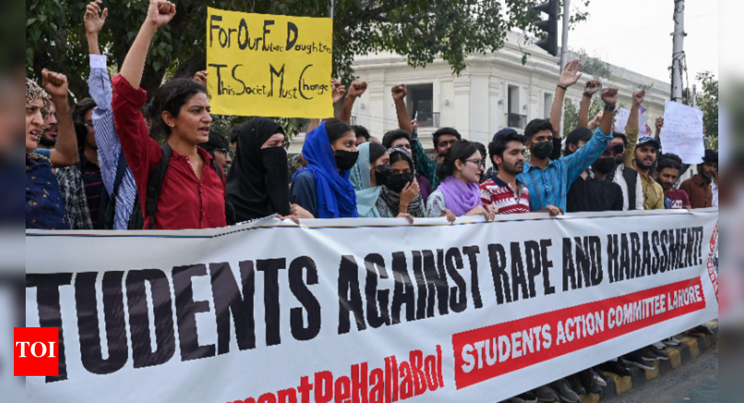 Fake news of rape sparks real protest in Pakistan - Times of India