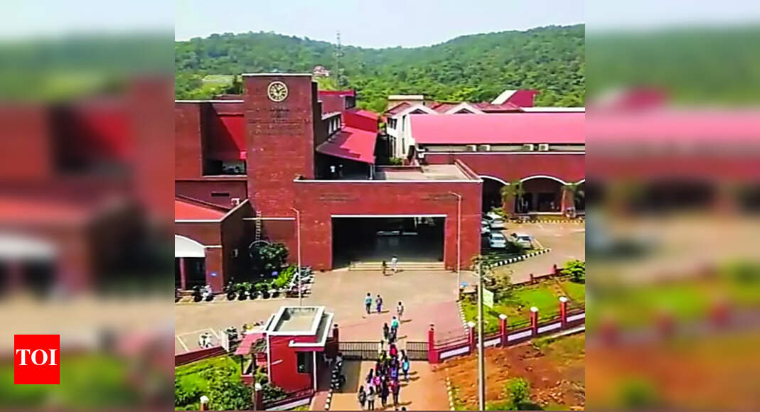 NAAC’s A grade to Pernem govt college | Goa News - Times of India