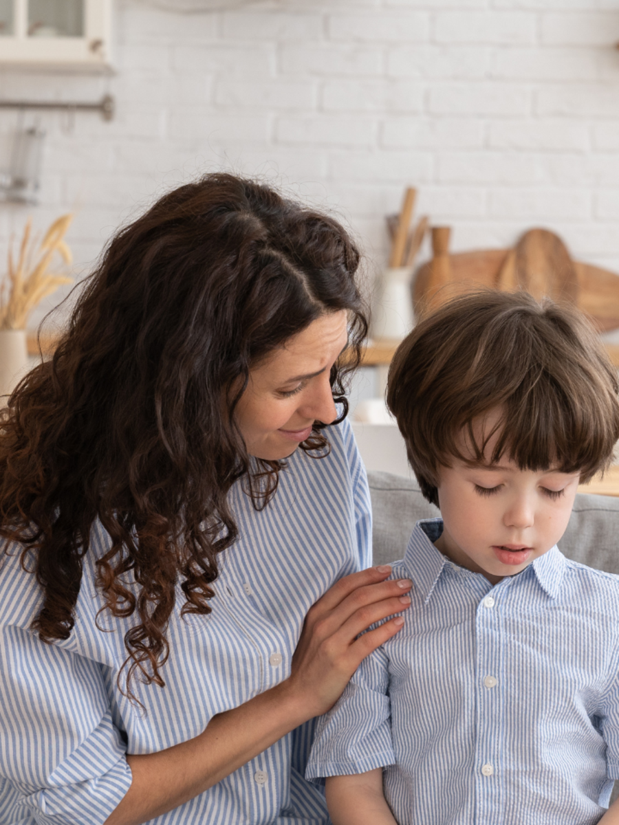 8 best tips to deal with a sulking child | Times of India