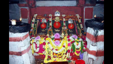 Hasanamba Temple: Massive Turnout at Hasanamba Temple Festival on Day 2 ...