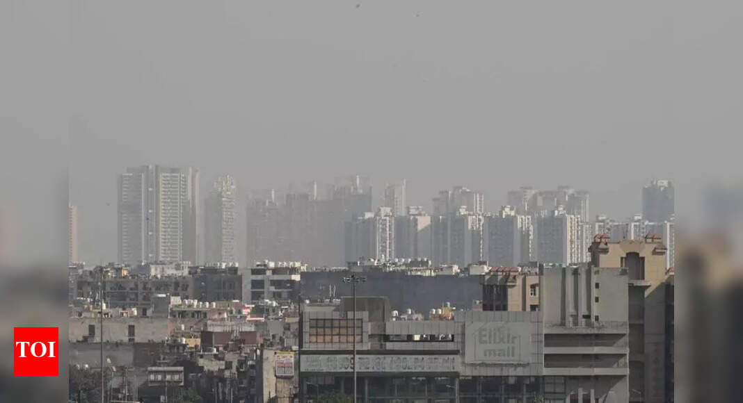 Noida Air Quality Deteriorates: AQI Hits 'Poor' Again, Expected to ...