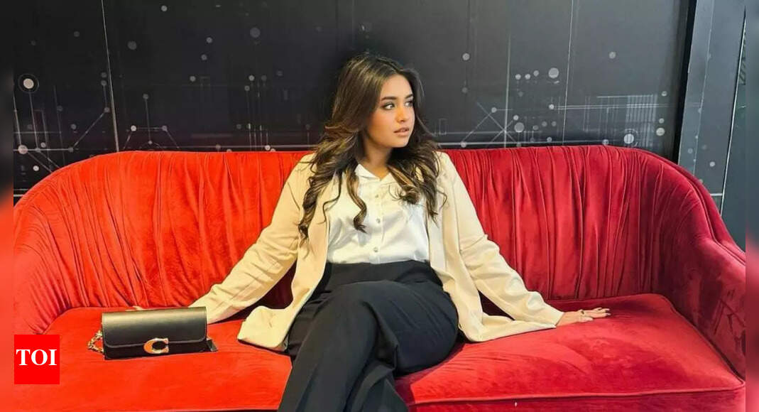 Minahil Malik: ‘These videos are completely fake’: Pakistani TikTok ...