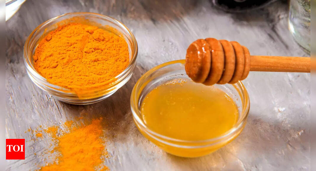 Turmeric-Honey Benefits: 9 benefits of consuming honey with turmeric ...