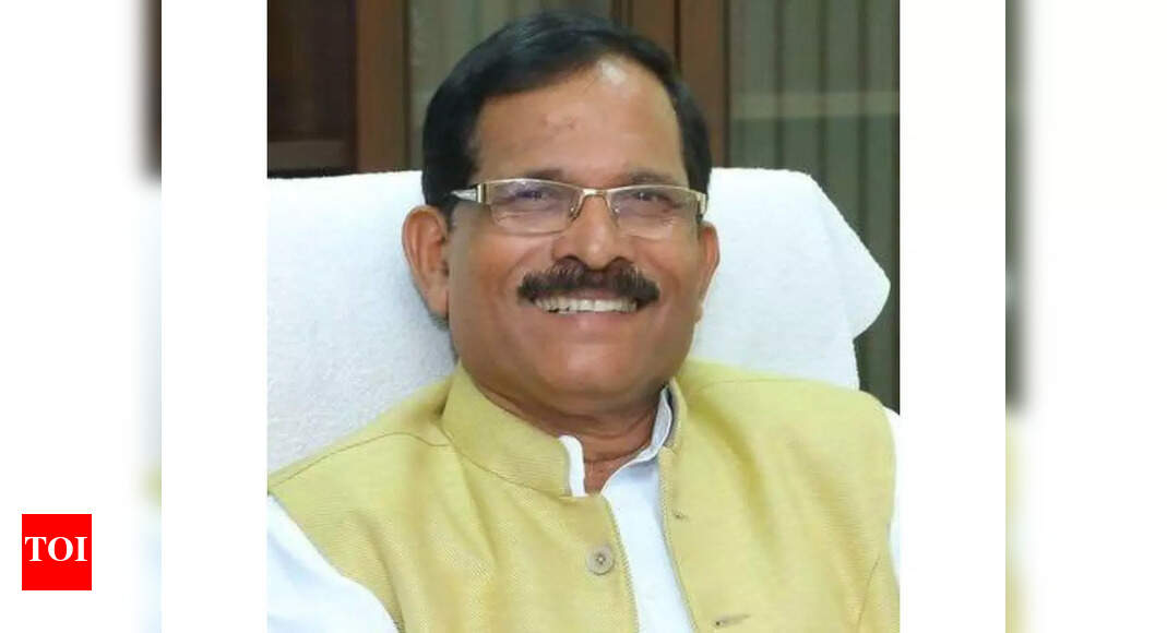 Shripad files plaint against cyber imposter | Goa News - Times of India