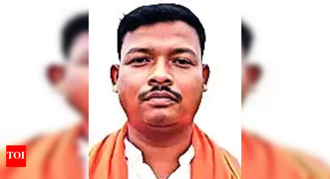 BJP: BJP Nominates Gamliyel Hembrom to Challenge Hemant Soren Again in ...