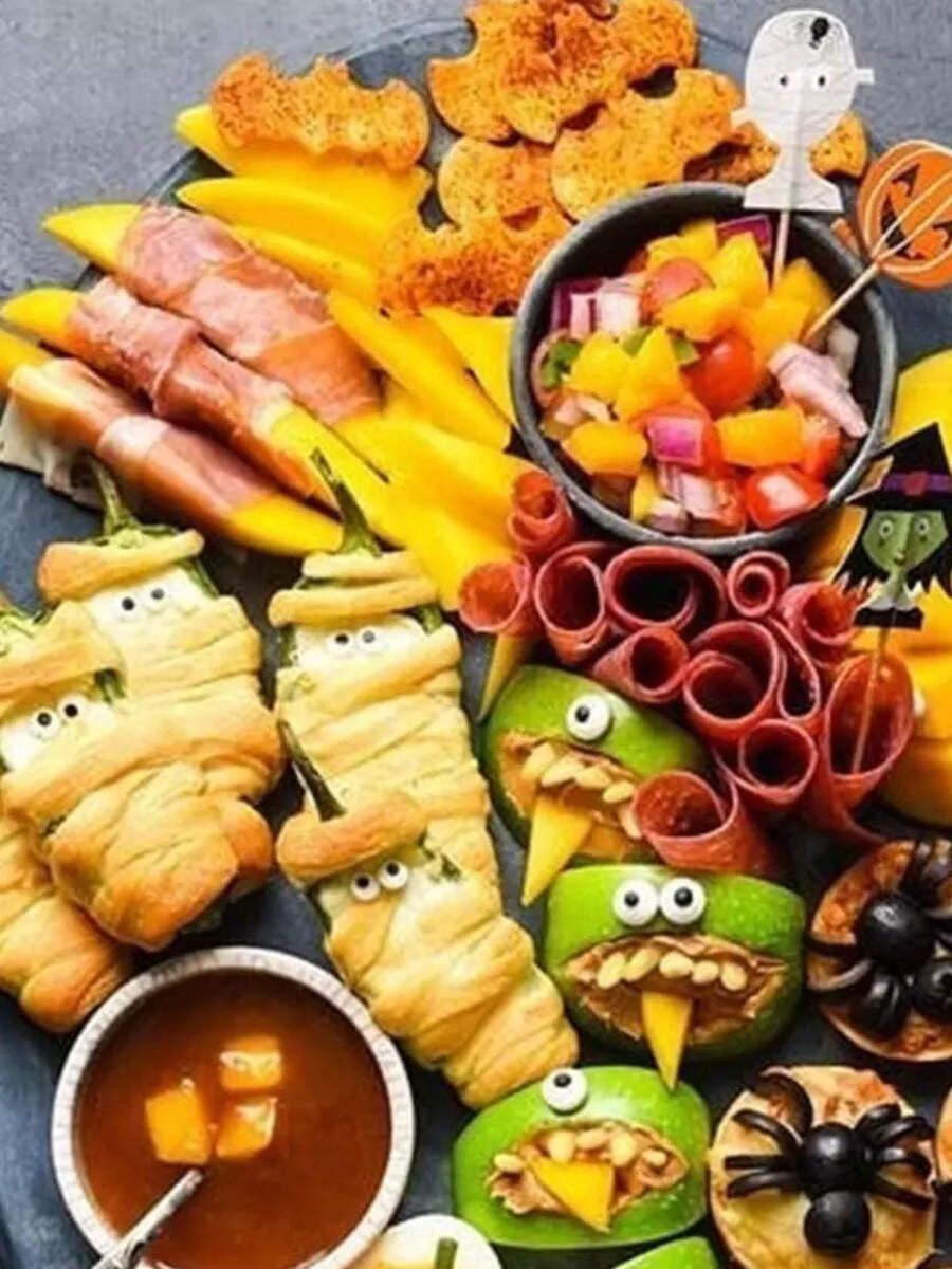 Halloween Foods: Jalebi Spiders To Paneer Eyeballs, 8 Spooky Halloween ...