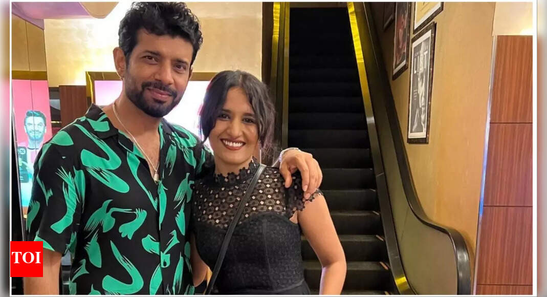 Vineet Kumar Singh Celebrates Three-Year Wedding Anniversary with ...