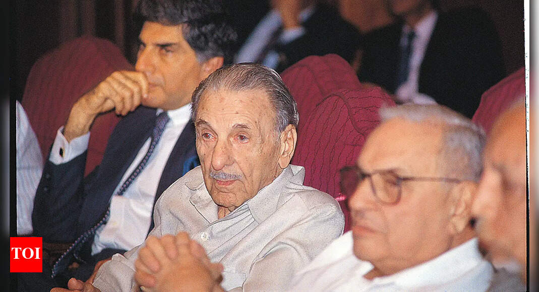 Heir not apparent: Why 'unknown entity' Ratan Tata was finally ...