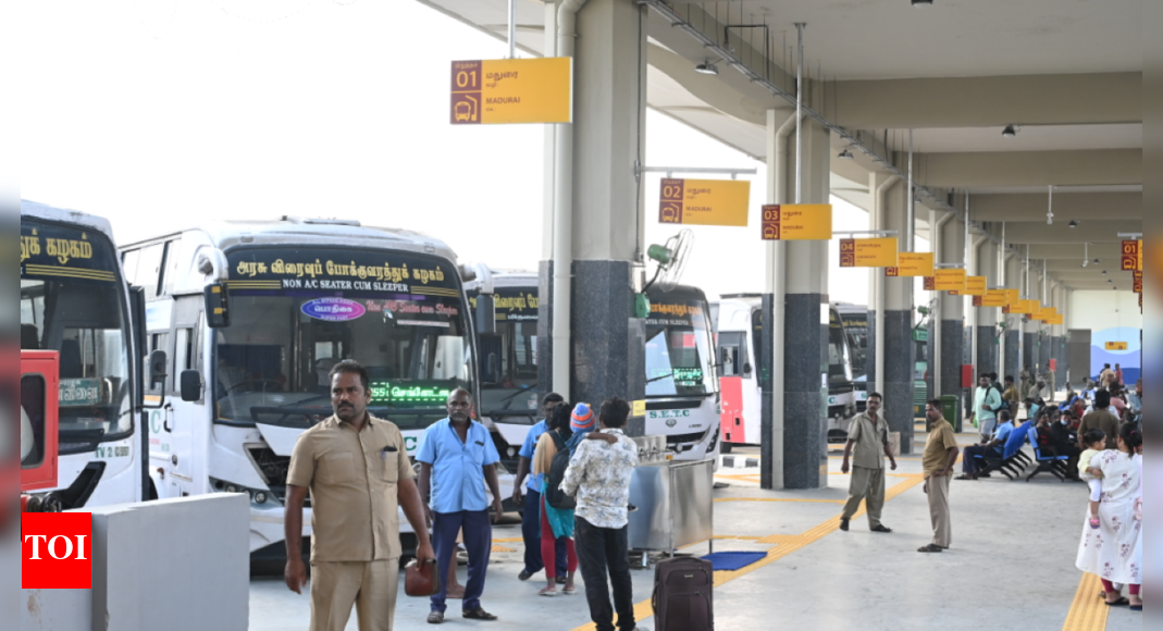 Diwali rush: More than three lakh people leave Chennai for native places on govt buses | Chennai ...