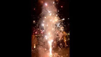 Bengaluru Hospitals Establish Special Wards for Firecracker-Related Injuries | Bengaluru News ...