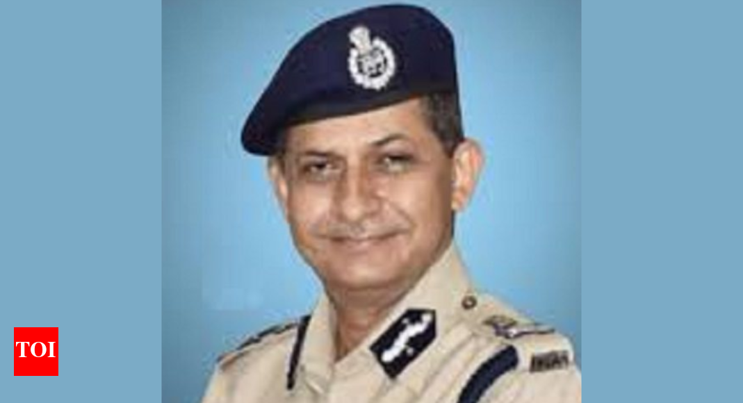 Senior IPS Amrit Mohan to hold additional charge as BCAS DG | India ...