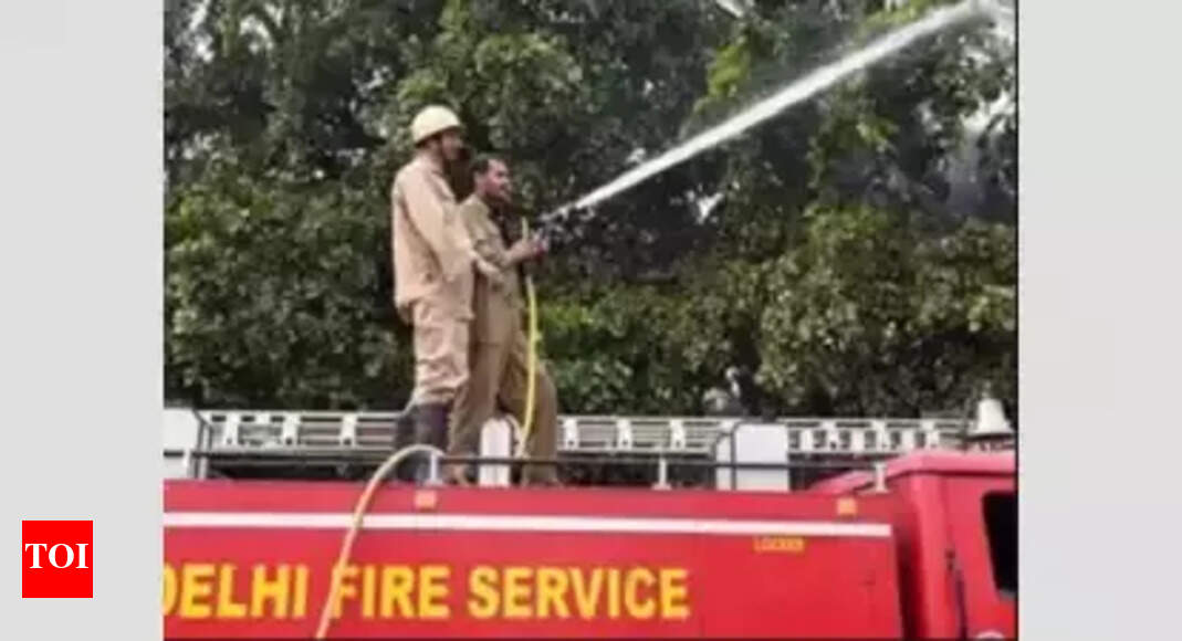 Record-Breaking Diwali: Delhi Fire Services Reports 53% Surge in Calls ...