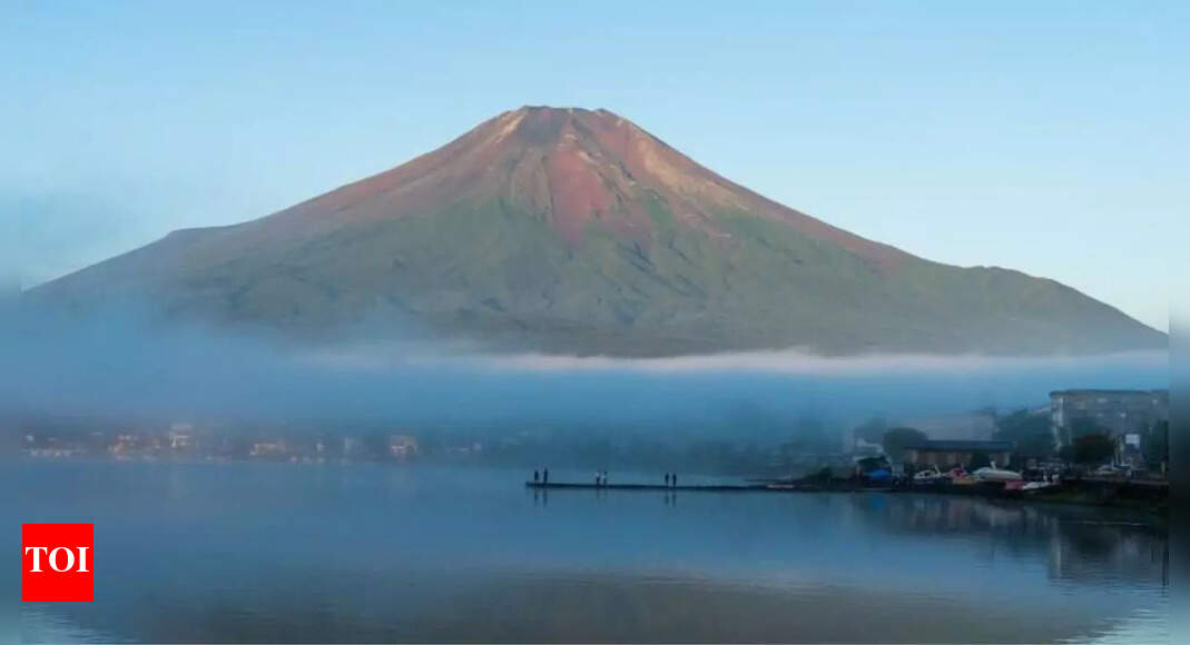 Japan’s Mount Fuji remain snowless; breaks 130 years record amid ...