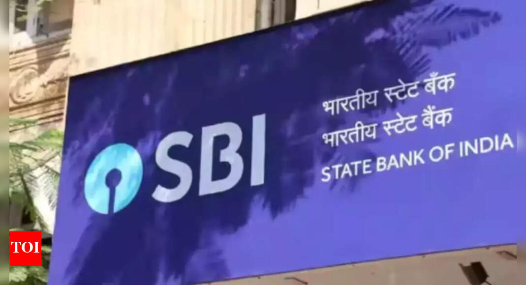 Attention SBI customers: These SMS and WhatsApp messages on Rewards ...