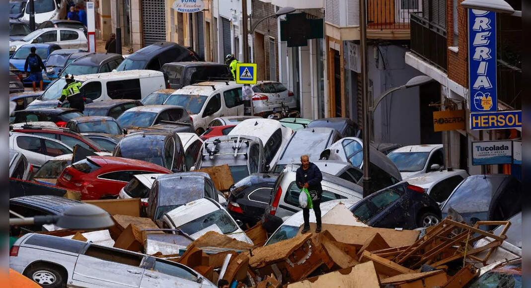 Spain Streets: Why the streets of Spain are looking like an apocalypse ...