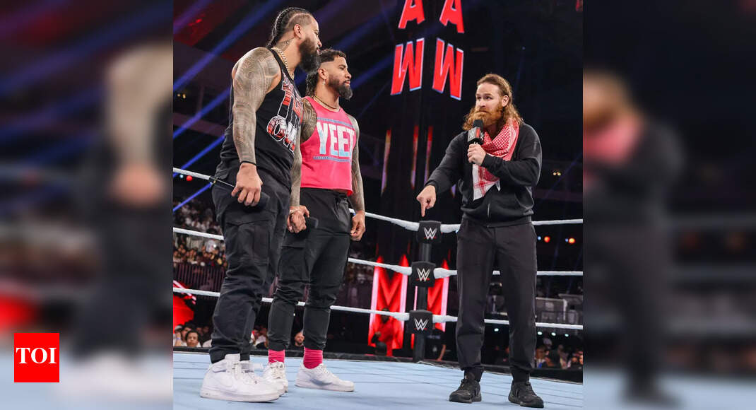 Jey Uso’s SmackDown invitation to Sami Zayn sparks Bloodline reunion ...