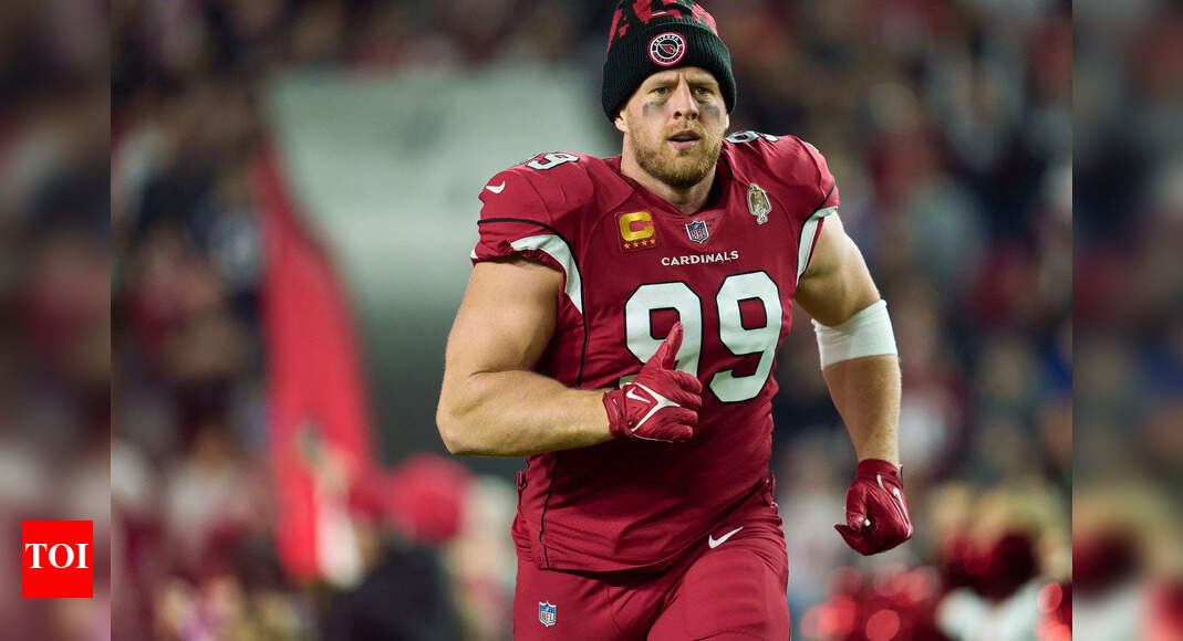 A Watt Holiday Classic: J.J. Watt Teams Up with His Family for Festive ...