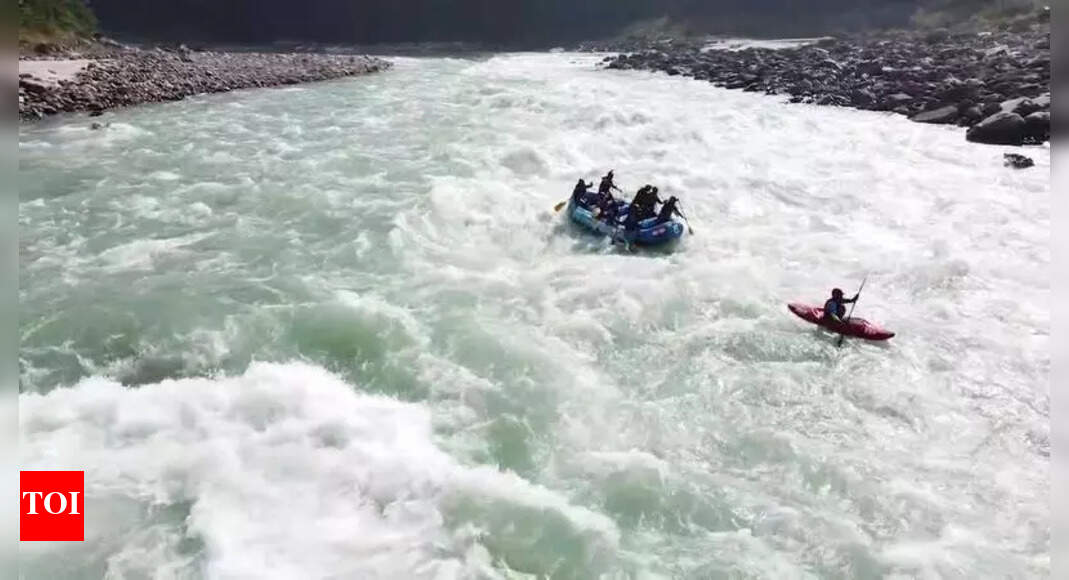 Historic All-Woman BSF Rafting Team Embarks on Ganga Expedition for ...