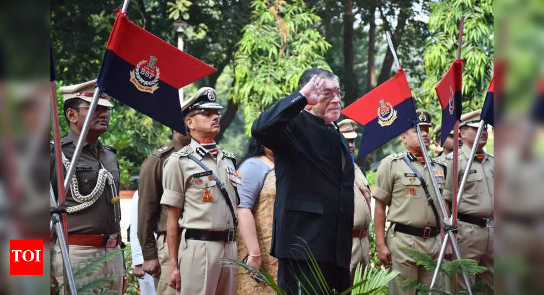 Jharkhand Governor Santosh Kumar Gangwar Presides Over BSF Passing Out ...