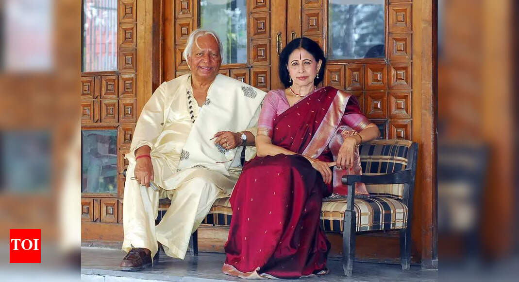 Legendary Sarangi Player Pt Ram Narayan Dies at 96, Leaving a Lasting ...