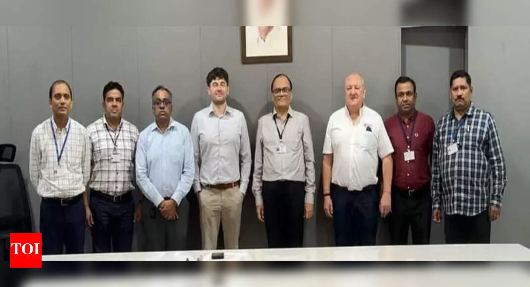 YCCE Students and UK Delegates Join Forces on Innovative Engineering ...