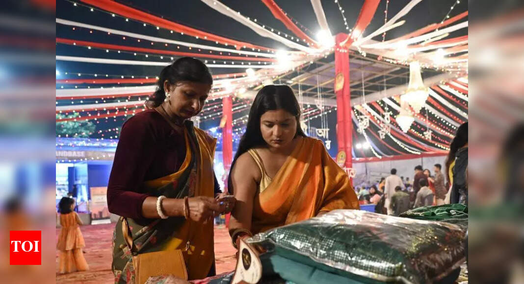 Bong Fest-2 Delights Audience with Stunning Dhunuchi Dance and Cultural ...