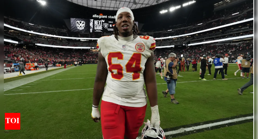Wanya Morris Injury: Chiefs Left Tackle Wanya Morris Injured, Teammates ...