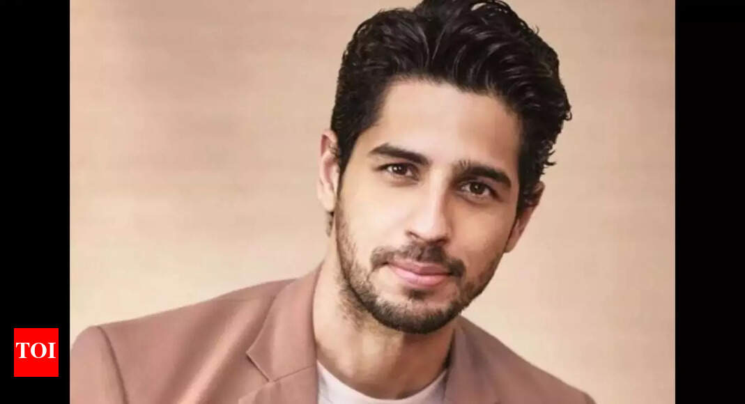 Sidharth Malhotra: I play Kishore Kumar songs when I'm in the car | Hindi Movie News - Times of ...