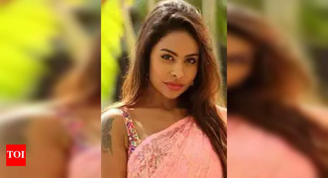 Tollywood Actress Sri Reddy Faces Legal Action for Abusive Social Media ...
